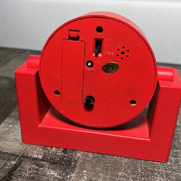 Disney | Accents | Disney Collectable The Incredibles Desk Clock With ...